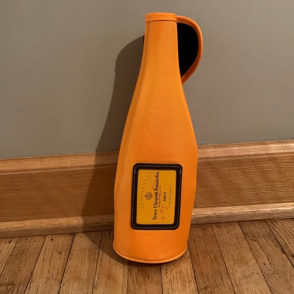 Veuve Clicquot | Dining | Veuve Clicquot Champagne Ice Jacket Holder ...